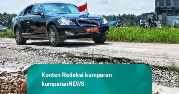 Pusat Ambil Alih Perbaikan Jalan di Lampung, Jokowi Akan Kucurkan Rp 800 M | kumparan.com